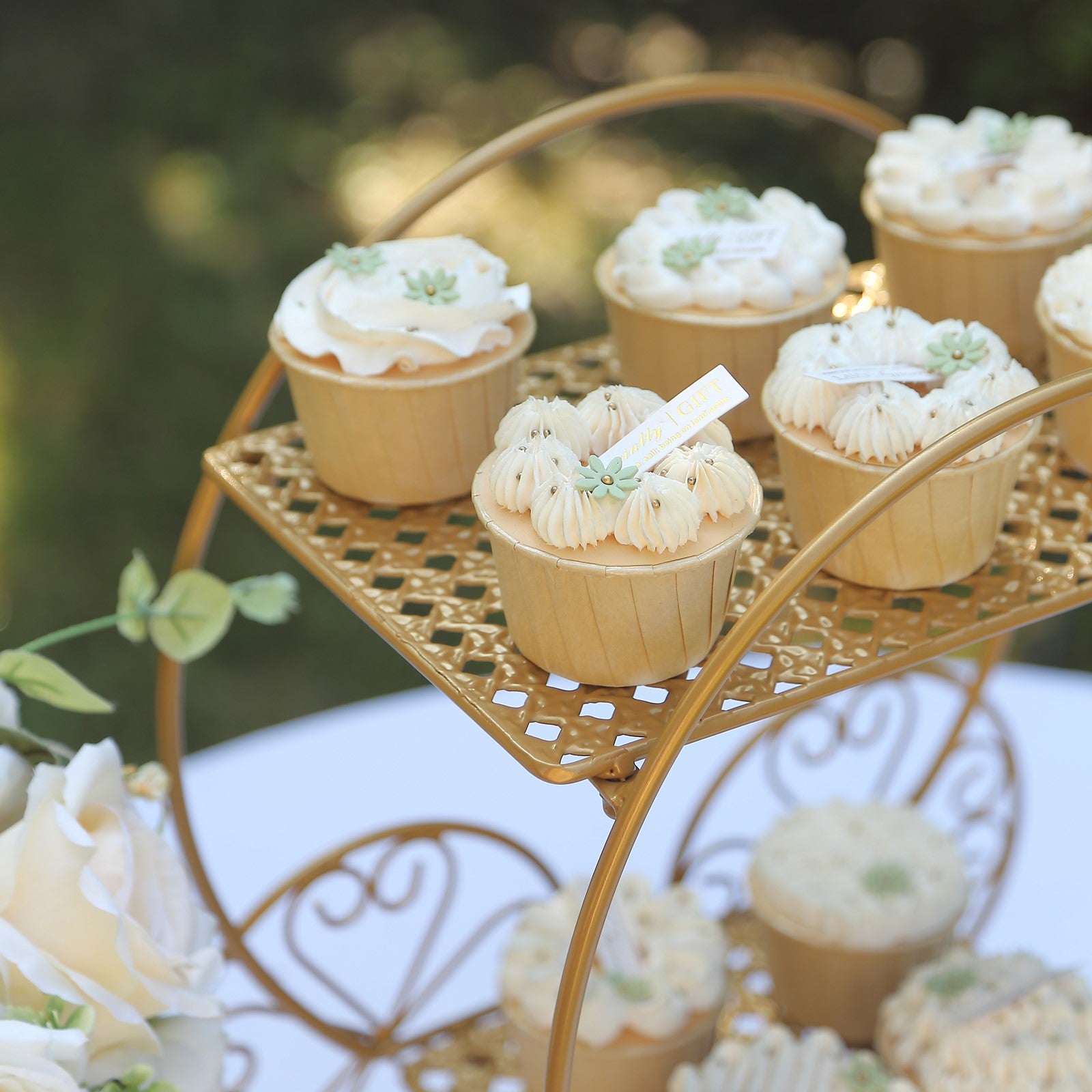 2-Tier Gold Metal Princess Carriage Dessert Display Stand | eHomemart
