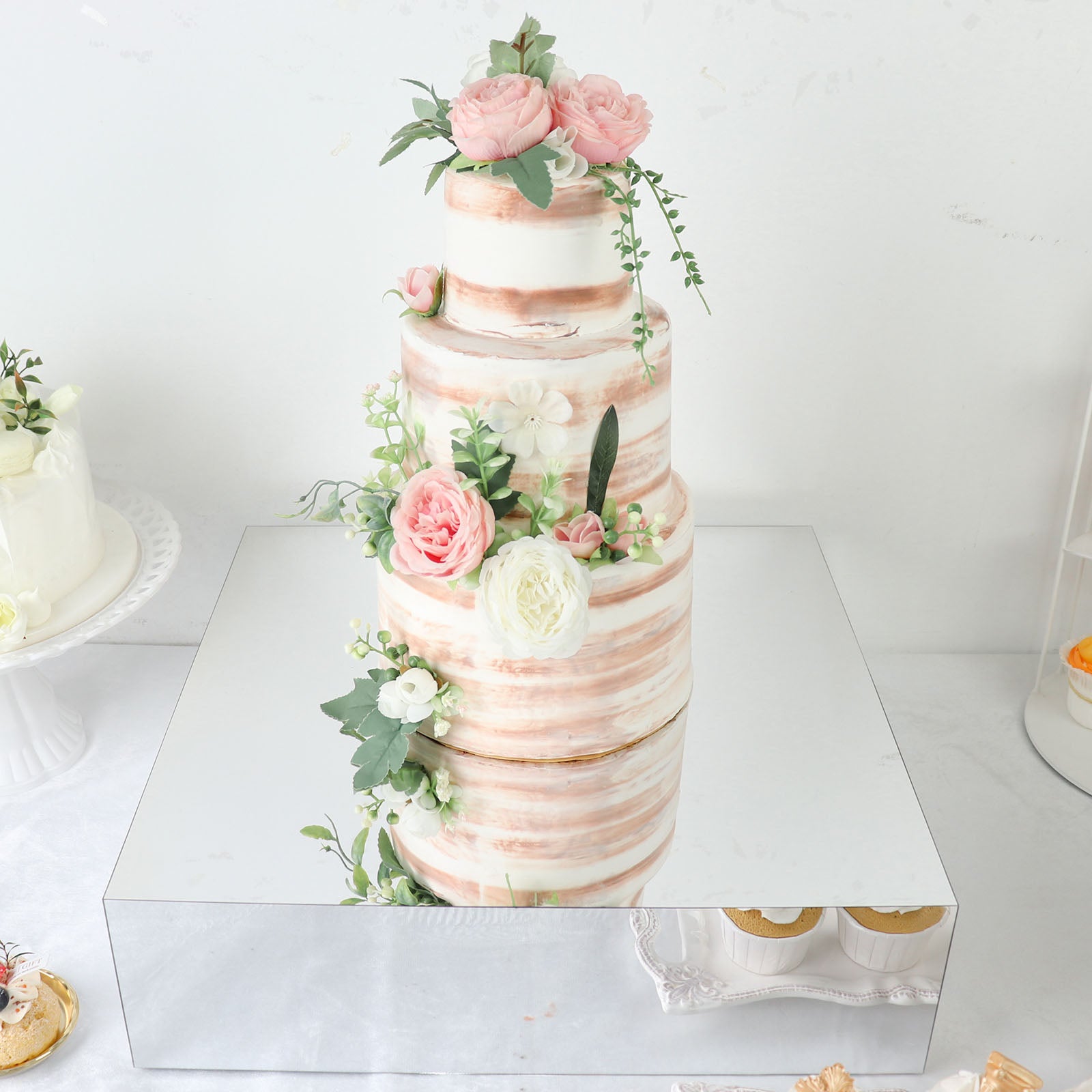 Acrylic Cake Box Stand With Hollow Bottom | eHomemart